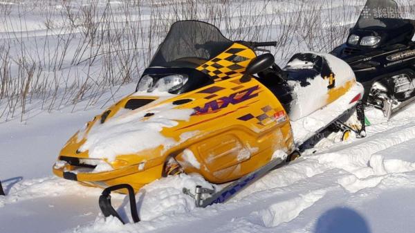 Ski Doo MXZ 2003 в Тельшяй, объемом двигателя 0.60 л и пробегом 1000 тыс. км за 1500 €, фото 3 на AUTOMOTO.COM.LV