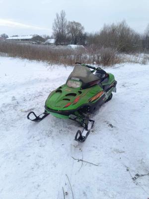 Ski Doo MXZ 2003 Telšiai, ar dzinēja tilpumu 0.60 L un nobraukumu 1000 tūkst. km par 1500 €, foto 5 vietnē AUTOMOTO.COM.LV
