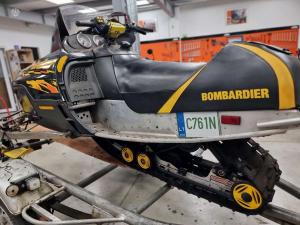 Ski Doo MXZ 2003 в Вильнюс, объемом двигателя 0.50 л и пробегом 6 тыс. км за 2500 €, фото 4 на AUTOMOTO.COM.LV