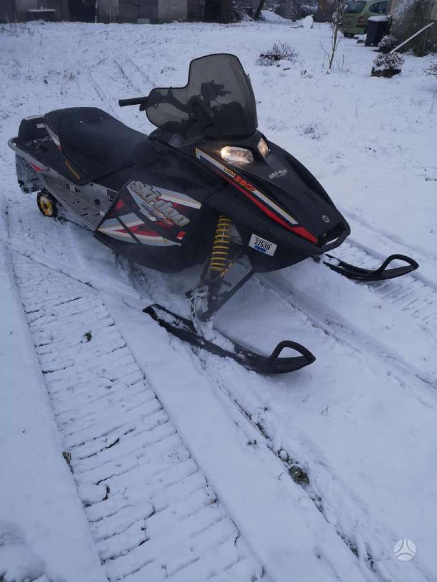 Ski Doo MXZ 2005 Plungė, ar dzinēja tilpumu 0.38 L un nobraukumu 4 tūkst. km par 2550 €, foto 3 vietnē AUTOMOTO.COM.LV