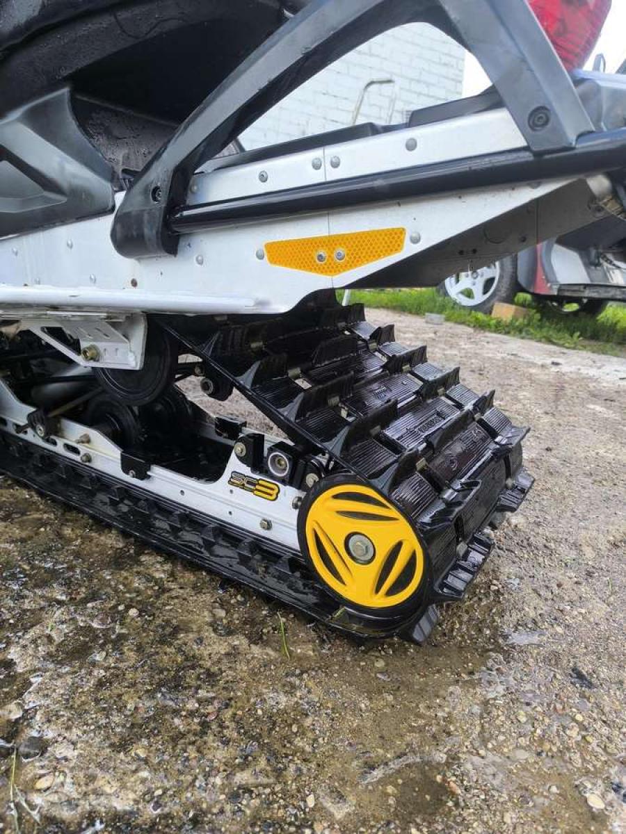 Ski Doo MXZ 2005 в Шилуте, объемом двигателя 0.60 л и пробегом 8 тыс. км за 2100 €, фото 6 на AUTOMOTO.COM.LV
