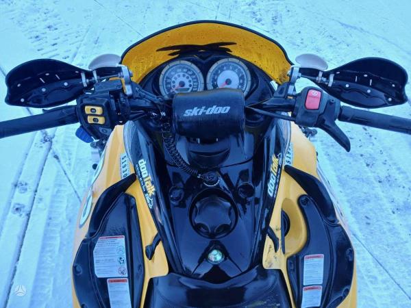 Ski Doo MXZ 2006 in Salcininkai, with an engine capacity of 0.60 L and mileage of 2 thousand km for 2850 €, photo 4 on AUTOMOTO.COM.LV