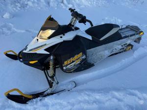 White Ski Doo MXZ 2009 in Klaipeda, with an engine capacity of 0.60 L and mileage of 7 thousand km for 3500 €, photo  on AUTOMOTO.COM.LV