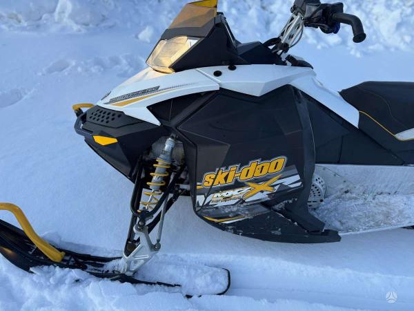 Balts Ski Doo MXZ 2009 Klaipėda, ar dzinēja tilpumu 0.60 L un nobraukumu 7 tūkst. km par 3500 €, foto 10 vietnē AUTOMOTO.COM.LV