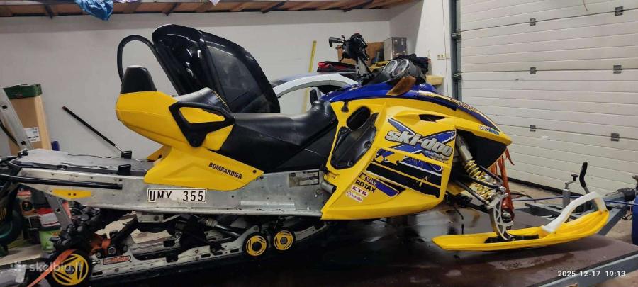 Dzeltens Ski Doo MXZ 2004 Raseiniai, ar dzinēja tilpumu 0.80 L un nobraukumu 666 tūkst. km par 2500 €, foto 2 vietnē AUTOMOTO.COM.LV