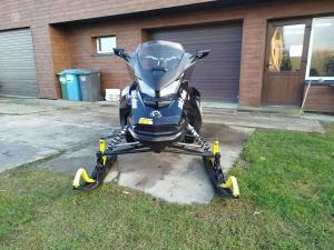 Dzeltens Ski Doo MXZ 2019 Šilutė, ar dzinēja tilpumu 0.85 L un nobraukumu 12 tūkst. km par 9000 €, foto 3 vietnē AUTOMOTO.COM.LV