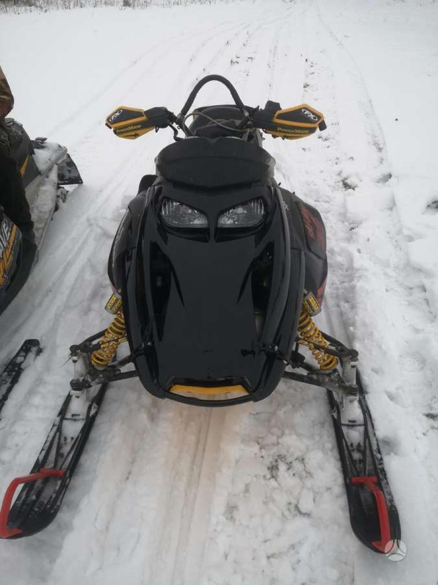 Ski Doo Summit 2005 Tauragė, ar dzinēja tilpumu 0.50 L un nobraukumu 1 tūkst. km par 1000 €, foto 2 vietnē AUTOMOTO.COM.LV