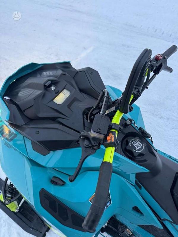 Ski Doo Summit 2022 в Вильнюс, объемом двигателя 0.85 л и пробегом 80 тыс. км за 12300 €, фото 3 на AUTOMOTO.COM.LV