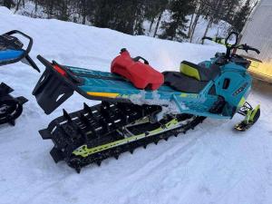 Ski Doo Summit 2022 в Вильнюс, объемом двигателя 0.85 л и пробегом 80 тыс. км за 12300 €, фото 10 на AUTOMOTO.COM.LV