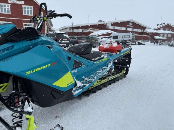 Ski Doo Summit 2022 в Вильнюс, объемом двигателя 0.85 л и пробегом 60 тыс. км за 12800 €, фото 7 на AUTOMOTO.COM.LV