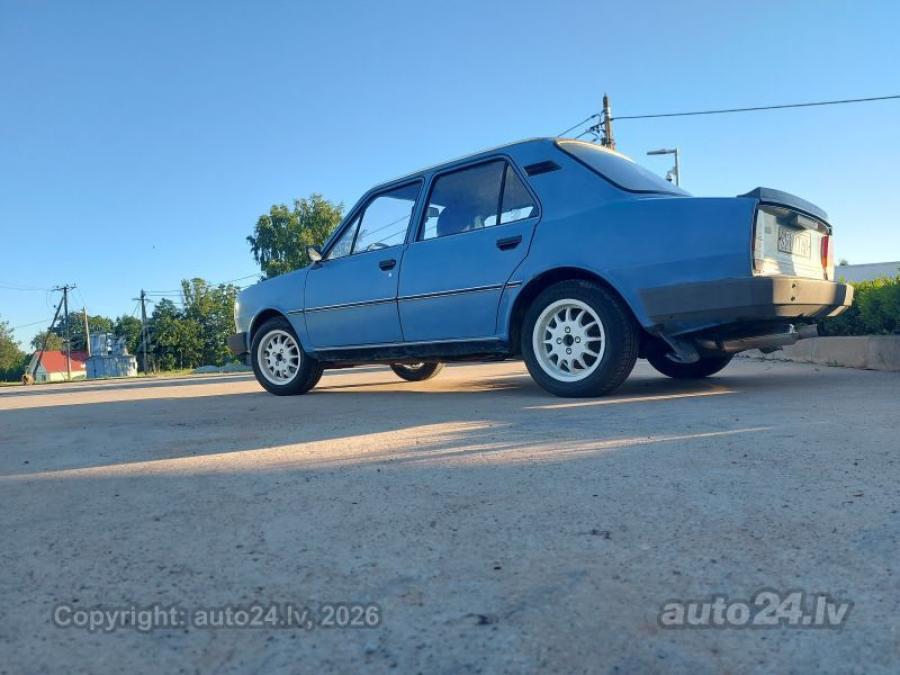 Синий Шкода 120 1983 в Тарту, объемом двигателя 1.20 л и пробегом 6 тыс. км за 4500 €, фото 3 на AUTOMOTO.COM.LV