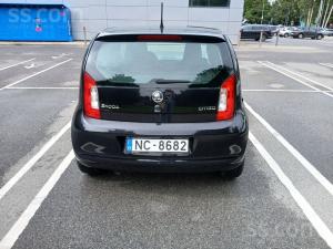 Melns Skoda Citigo 2014 Rīga, ar dzinēja tilpumu 1.00 L un nobraukumu 103 tūkst. km par 4300 €, foto 3 vietnē AUTOMOTO.COM.LV