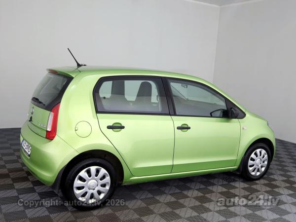 Green Skoda Citigo 2014 in Tallinn, with an engine capacity of 1.00 L and mileage of 145 thousand km for 2499 €, photo 3 on AUTOMOTO.COM.LV