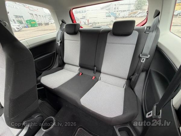 Red Skoda Citigo 2014 in Tallinn, with an engine capacity of 1.00 L and mileage of 164 thousand km for 3600 €, photo 8 on AUTOMOTO.COM.LV