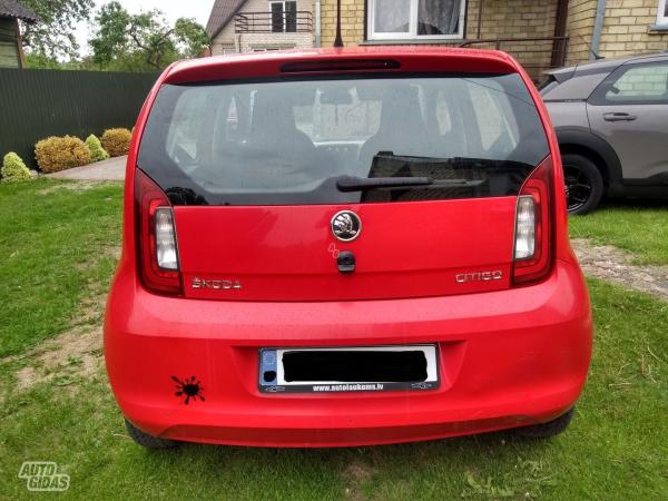 Sarkans Skoda Citigo 2017 Vilkaviškis, ar dzinēja tilpumu 1.00 L un nobraukumu 240 tūkst. km par 2450 €, foto 9 vietnē AUTOMOTO.COM.LV