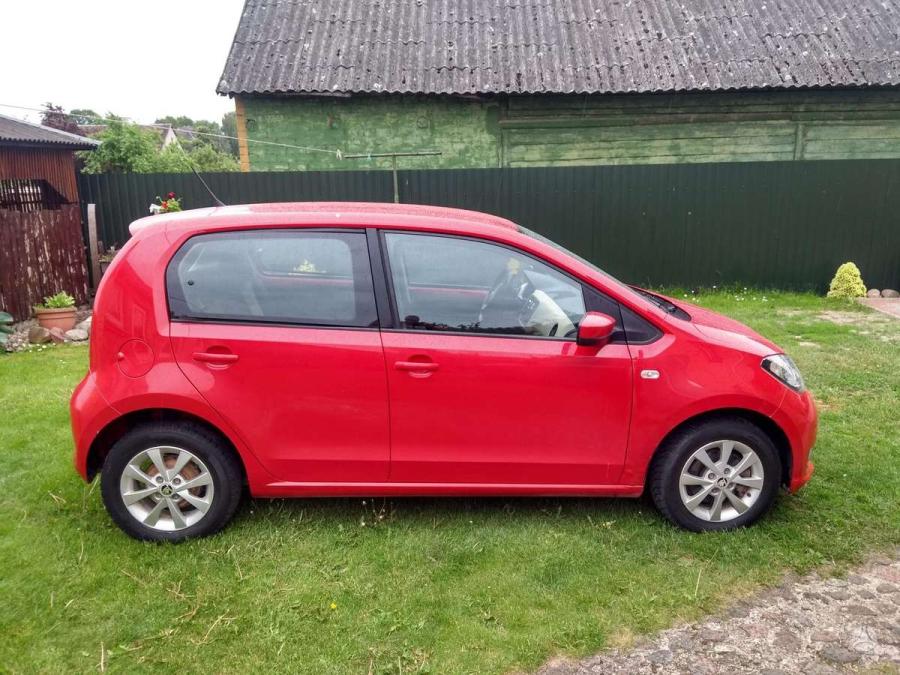Red Skoda Citigo 2017 in Vilkaviskis, with an engine capacity of 1.00 L and mileage of 240 thousand km for 2450 €, photo 9 on AUTOMOTO.COM.LV