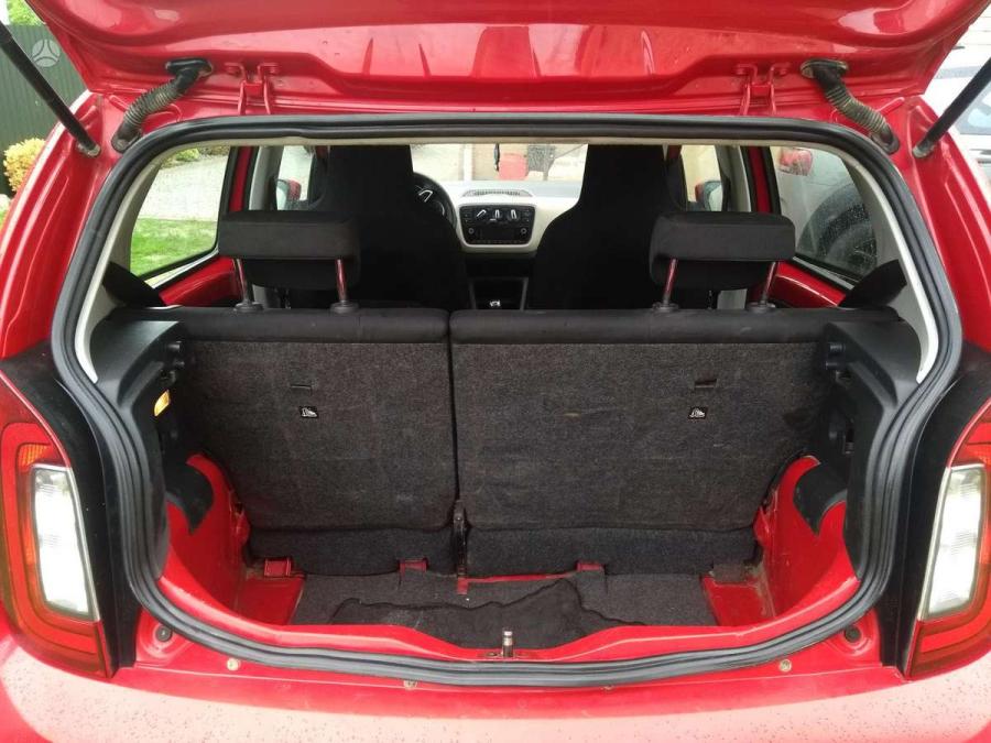 Red Skoda Citigo 2017 in Vilkaviskis, with an engine capacity of 1.00 L and mileage of 240 thousand km for 2450 €, photo 24 on AUTOMOTO.COM.LV