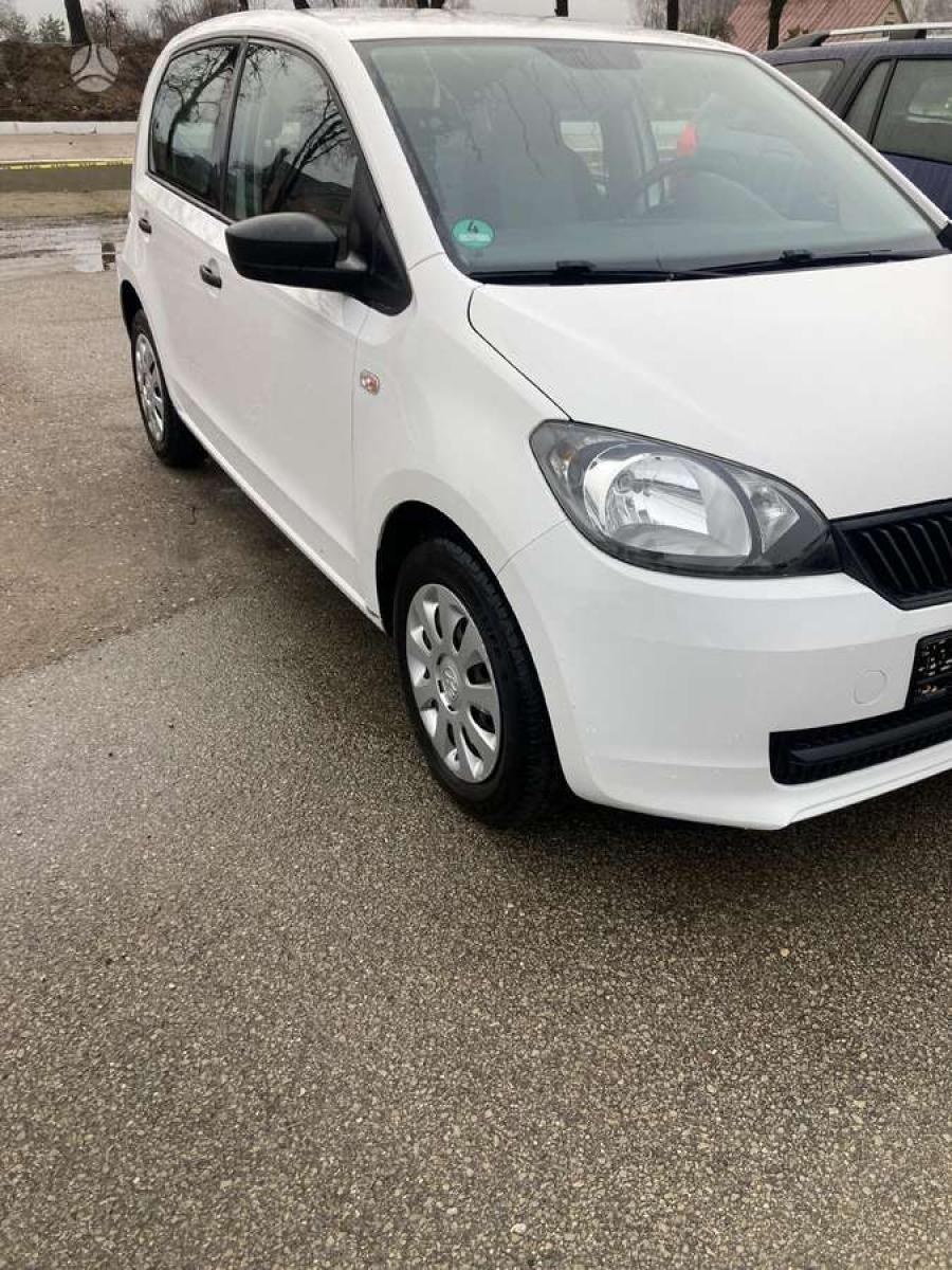 White Skoda Citigo 2013 in Rokiskis, with an engine capacity of 1.00 L and mileage of 127 thousand km for 2500 €, photo 2 on AUTOMOTO.COM.LV