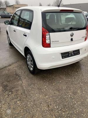 White Skoda Citigo 2013 in Rokiskis, with an engine capacity of 1.00 L and mileage of 127 thousand km for 2500 €, photo 3 on AUTOMOTO.COM.LV