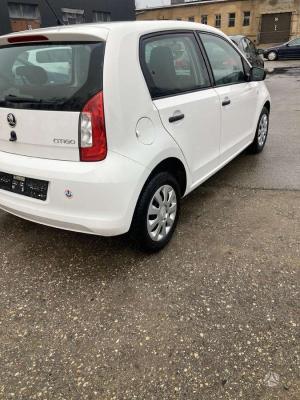 White Skoda Citigo 2013 in Rokiskis, with an engine capacity of 1.00 L and mileage of 127 thousand km for 2500 €, photo 4 on AUTOMOTO.COM.LV