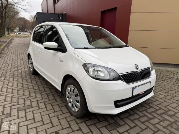 White Skoda Citigo 2015 in Kaunas, with an engine capacity of 1.00 L and mileage of 130 thousand km for 3800 €, photo 1 on AUTOMOTO.COM.LV