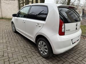 White Skoda Citigo 2015 in Kaunas, with an engine capacity of 1.00 L and mileage of 130 thousand km for 3800 €, photo 4 on AUTOMOTO.COM.LV