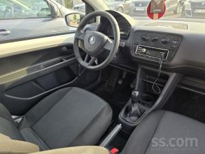 White Skoda Citigo 2015 in Riga, with an engine capacity of 1.00 L and mileage of 169 thousand km for 2499 €, photo 9 on AUTOMOTO.COM.LV
