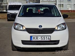 White Skoda Citigo 2015 in Riga, with an engine capacity of 1.00 L and mileage of 169 thousand km for 2499 €, photo 15 on AUTOMOTO.COM.LV