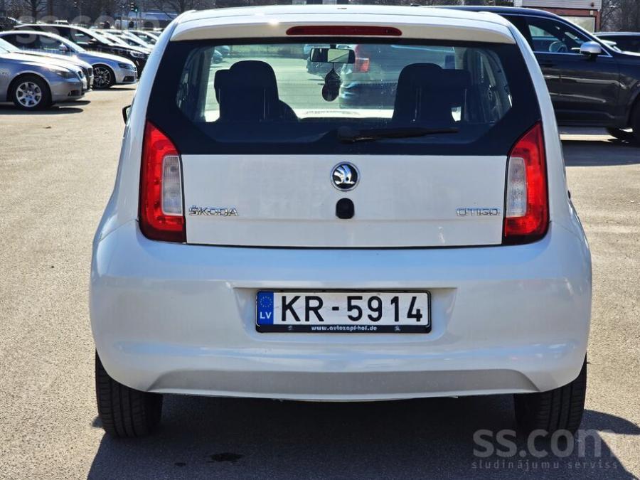 White Skoda Citigo 2015 in Riga, with an engine capacity of 1.00 L and mileage of 169 thousand km for 2499 €, photo 16 on AUTOMOTO.COM.LV