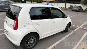 White Skoda Citigo 2017 in Riga, with an engine capacity of 1.00 L and mileage of 71 thousand km for 2995 €, photo 4 on AUTOMOTO.COM.LV