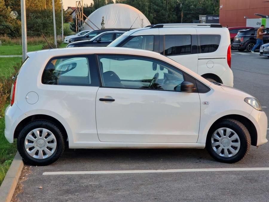Balts Skoda Citigo 2017 Viļņa, ar dzinēja tilpumu 1.00 L un nobraukumu 190 tūkst. km par 2800 €, foto 9 vietnē AUTOMOTO.COM.LV