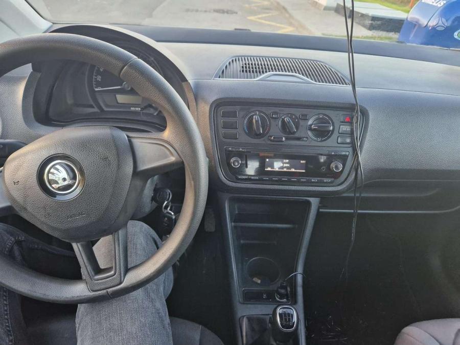 Balts Skoda Citigo 2017 Viļņa, ar dzinēja tilpumu 1.00 L un nobraukumu 190 tūkst. km par 2800 €, foto 11 vietnē AUTOMOTO.COM.LV