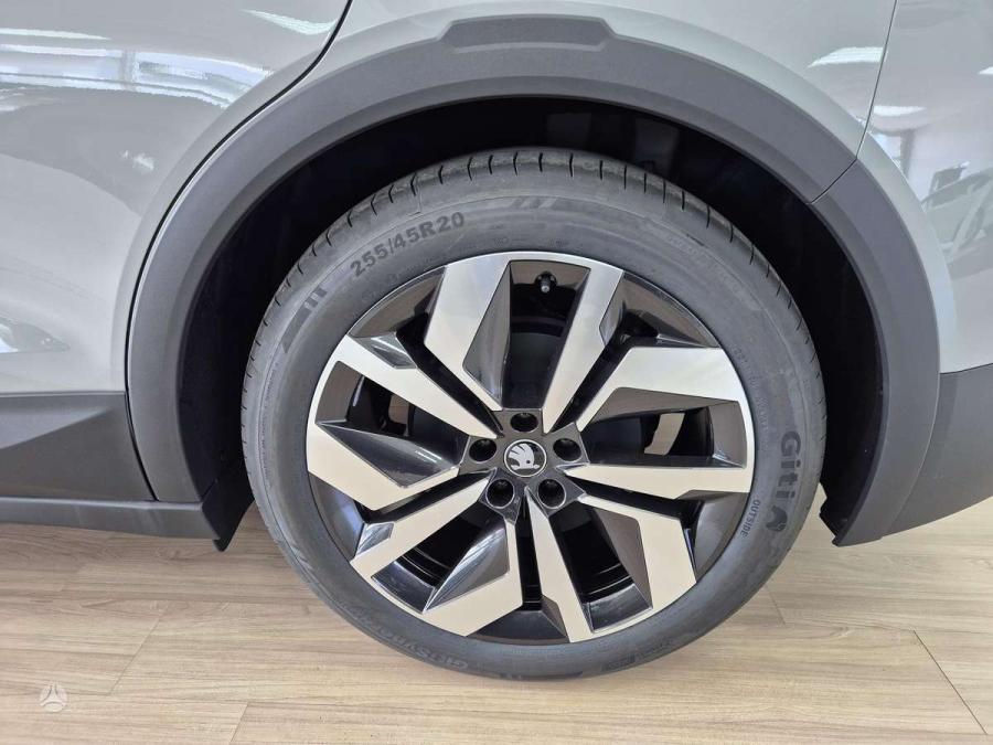 Grey Skoda Elroq 2026 in Siauliai, with an engine capacity of 0.00 L and mileage of 0 thousand km for 49990 €, photo 15 on AUTOMOTO.COM.LV