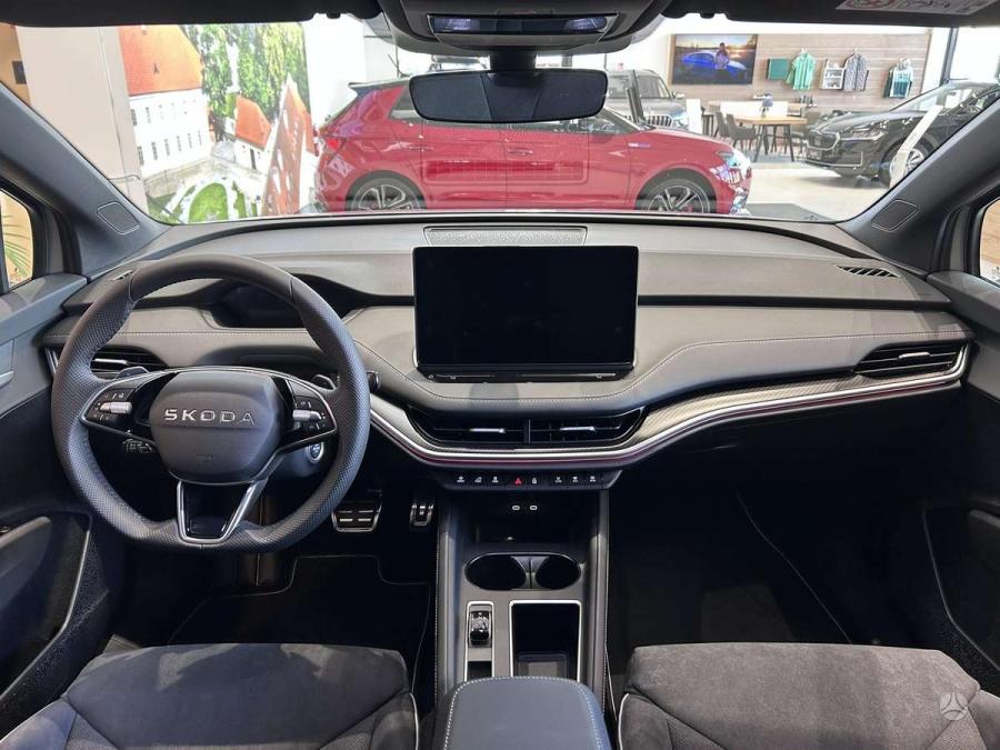 Pelēks Skoda Elroq 2026 Viļņa, ar dzinēja tilpumu 0.00 L un nobraukumu 0 tūkst. km par 53490 €, foto 8 vietnē AUTOMOTO.COM.LV