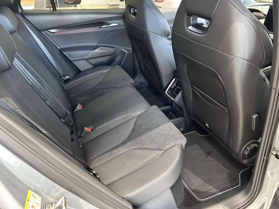 Pelēks Skoda Elroq 2026 Viļņa, ar dzinēja tilpumu 0.00 L un nobraukumu 0 tūkst. km par 53490 €, foto 14 vietnē AUTOMOTO.COM.LV