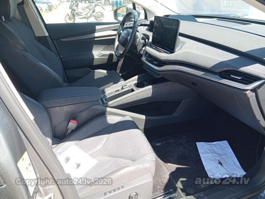 Pelēks Skoda Elroq 2025 Tallina, ar dzinēja tilpumu 0.00 L un nobraukumu 7 tūkst. km par 41900 €, foto 9 vietnē AUTOMOTO.COM.LV