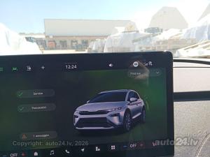 Pelēks Skoda Elroq 2025 Tallina, ar dzinēja tilpumu 0.00 L un nobraukumu 7 tūkst. km par 41900 €, foto 17 vietnē AUTOMOTO.COM.LV