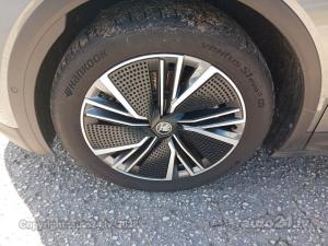 Pelēks Skoda Elroq 2025 Tallina, ar dzinēja tilpumu 0.00 L un nobraukumu 7 tūkst. km par 41900 €, foto 19 vietnē AUTOMOTO.COM.LV