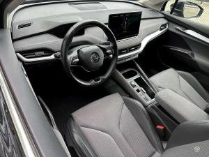 Black Skoda Enyaq 2021 in Kaunas, with an engine capacity of 0.00 L and mileage of 199 thousand km for 17500 €, photo 7 on AUTOMOTO.COM.LV