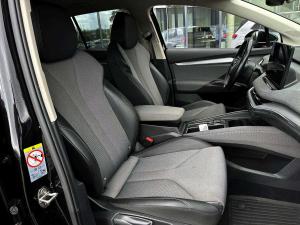Black Skoda Enyaq 2021 in Kaunas, with an engine capacity of 0.00 L and mileage of 199 thousand km for 17500 €, photo 11 on AUTOMOTO.COM.LV