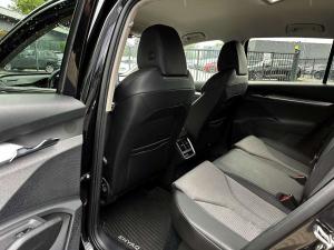 Black Skoda Enyaq 2021 in Kaunas, with an engine capacity of 0.00 L and mileage of 199 thousand km for 17500 €, photo 13 on AUTOMOTO.COM.LV
