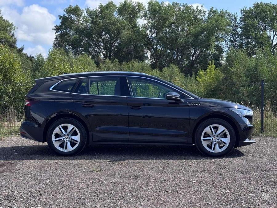 Melns Skoda Enyaq 2022 Viļņa, ar dzinēja tilpumu 0.00 L un nobraukumu 70 tūkst. km par 28400 €, foto 7 vietnē AUTOMOTO.COM.LV