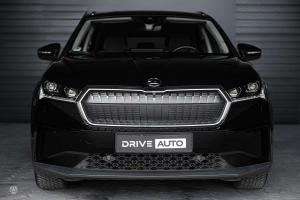 Black Skoda Enyaq 2022 in Vilnius, with an engine capacity of 0.00 L and mileage of 114 thousand km for 27500 €, photo 4 on AUTOMOTO.COM.LV