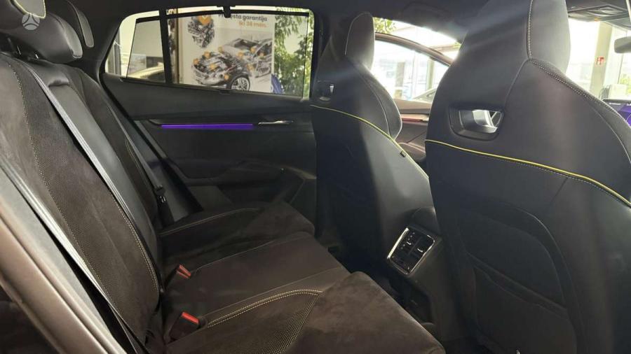 Black Skoda Enyaq 2023 in Vilnius, with an engine capacity of 0.00 L and mileage of 135 thousand km for 32989 €, photo 23 on AUTOMOTO.COM.LV