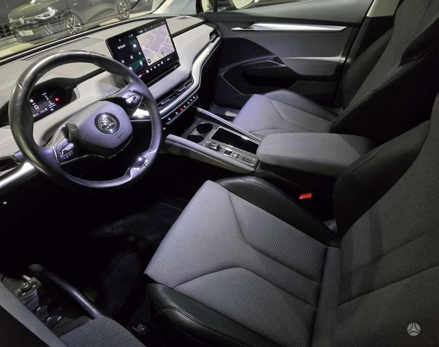 Melns Skoda Enyaq 2023 Šauļi, ar dzinēja tilpumu 0.00 L un nobraukumu 100 tūkst. km par 29800 €, foto 30 vietnē AUTOMOTO.COM.LV