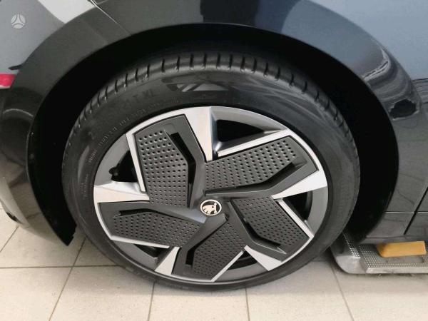 Melns Skoda Enyaq 2023 Viļņa, ar dzinēja tilpumu 0.00 L un nobraukumu 101 tūkst. km par 33900 €, foto 7 vietnē AUTOMOTO.COM.LV