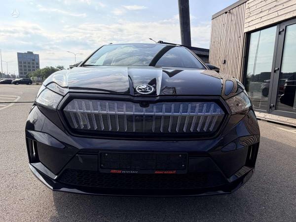 Melns Skoda Enyaq 2023 Viļņa, ar dzinēja tilpumu 0.00 L un nobraukumu 131 tūkst. km par 29500 €, foto 3 vietnē AUTOMOTO.COM.LV