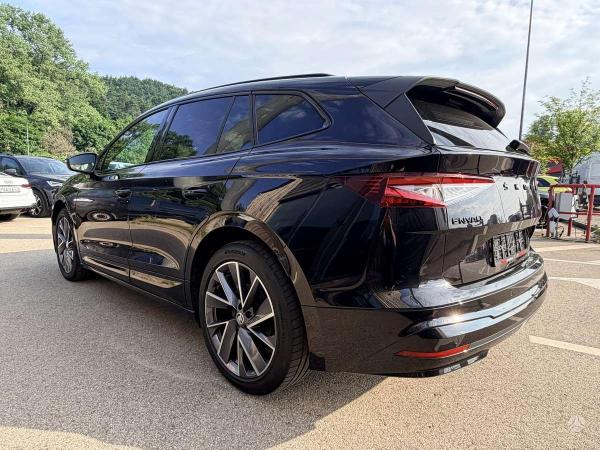 Melns Skoda Enyaq 2023 Viļņa, ar dzinēja tilpumu 0.00 L un nobraukumu 131 tūkst. km par 29500 €, foto 4 vietnē AUTOMOTO.COM.LV