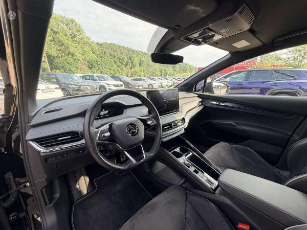 Melns Skoda Enyaq 2023 Viļņa, ar dzinēja tilpumu 0.00 L un nobraukumu 131 tūkst. km par 29500 €, foto 10 vietnē AUTOMOTO.COM.LV
