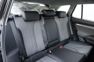 Melns Skoda Enyaq 2023 Rīga, ar dzinēja tilpumu 0.00 L un nobraukumu 102 tūkst. km par 31500 €, foto 10 vietnē AUTOMOTO.COM.LV